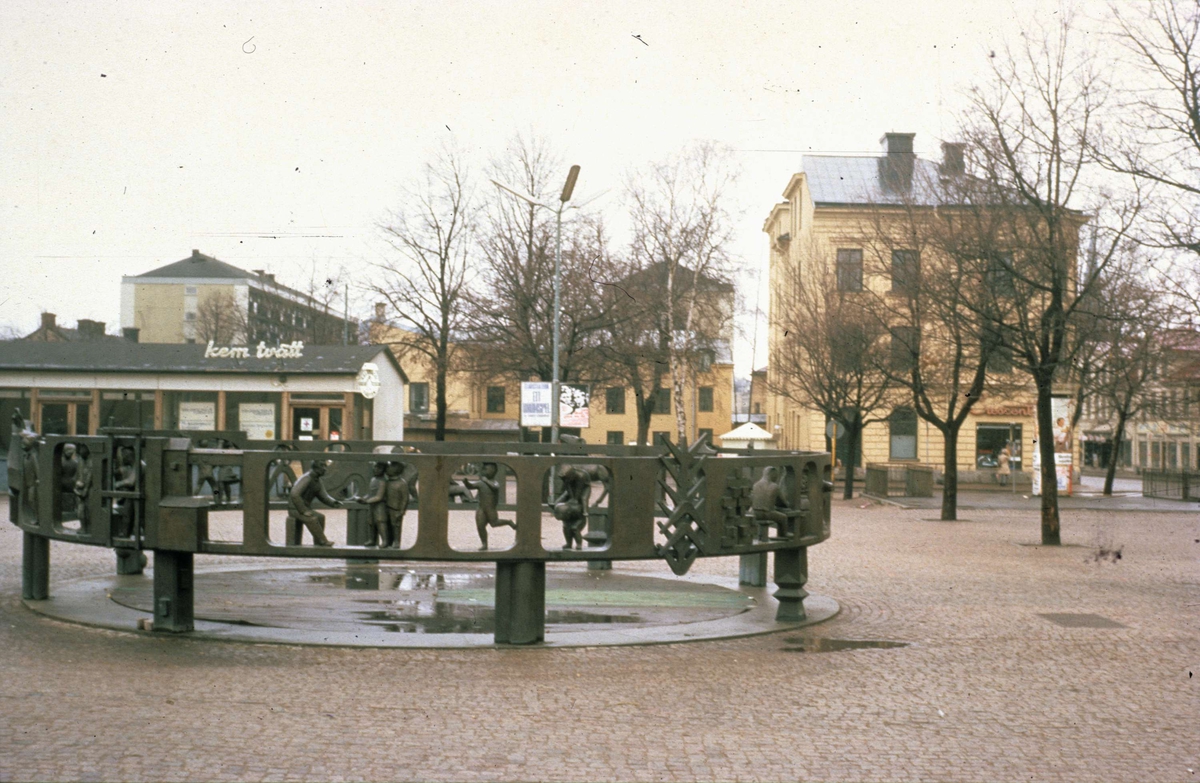 Vaksala torg, Fålhagen, Uppsala 1970 - Upplandsmuseet / DigitaltMuseum