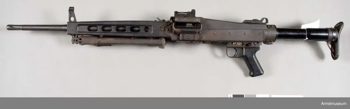 Kulspruta MG 710-3 SIG - Armémuseum / DigitaltMuseum