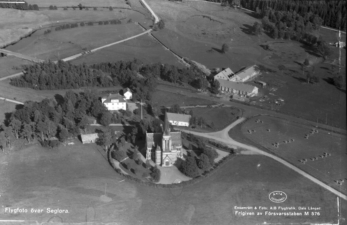 Flygfoto över Seglora - Vänersborgs museum / DigitaltMuseum
