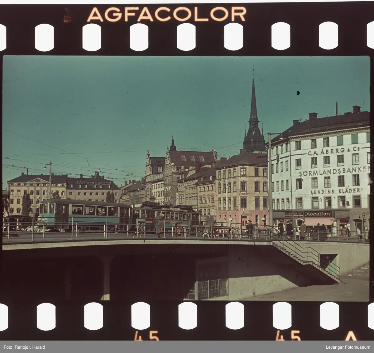 Fra sentrum i Stockholm, ved Slussen. - Levanger Fotomuseum ...