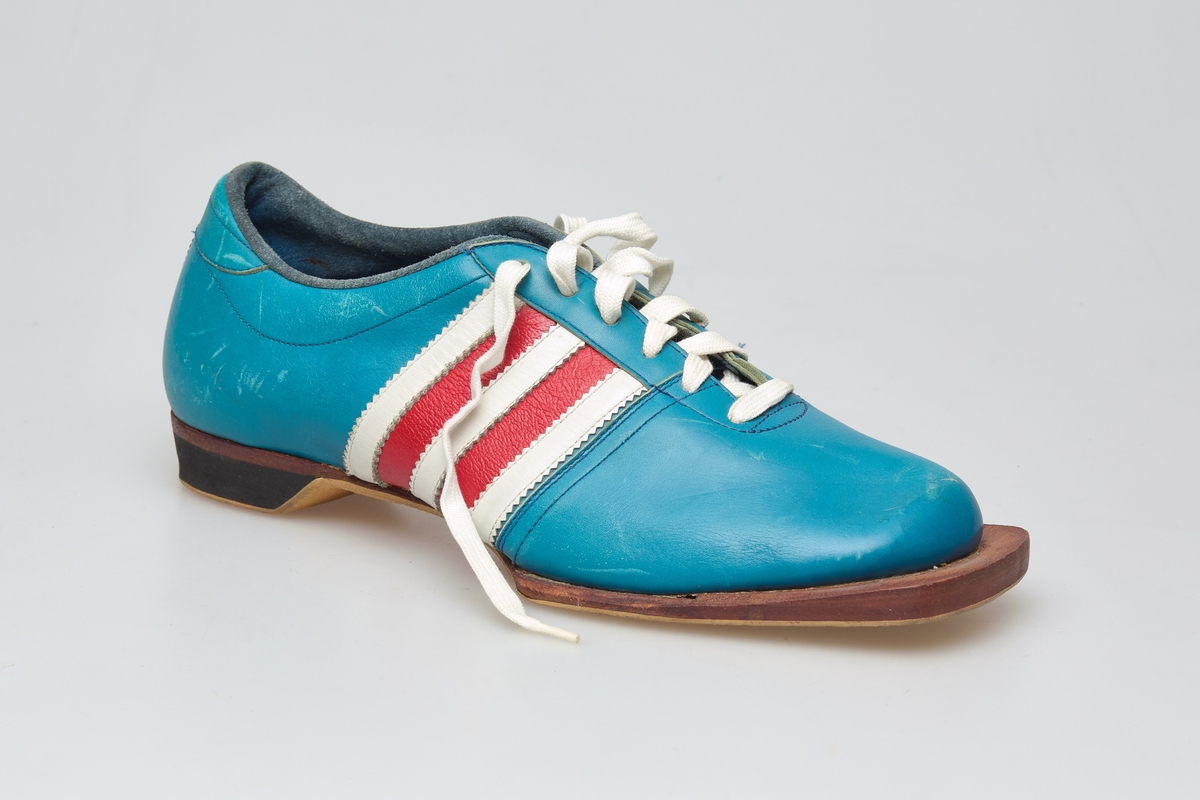 Sko - Mjøsmuseet / DigitaltMuseum