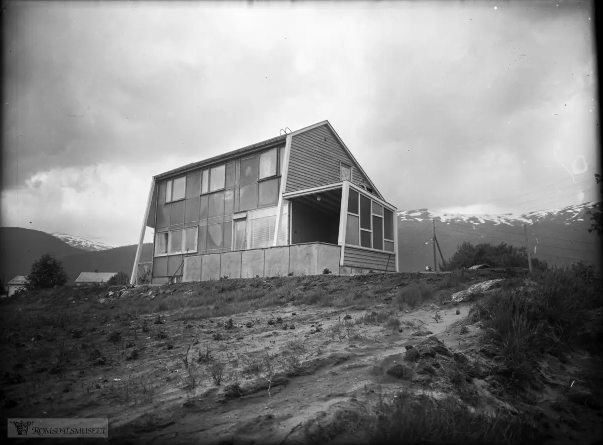Kinosjef/Turistsjef Leif Evensen sitt hus på Åndalsnes. .Huset ble ...