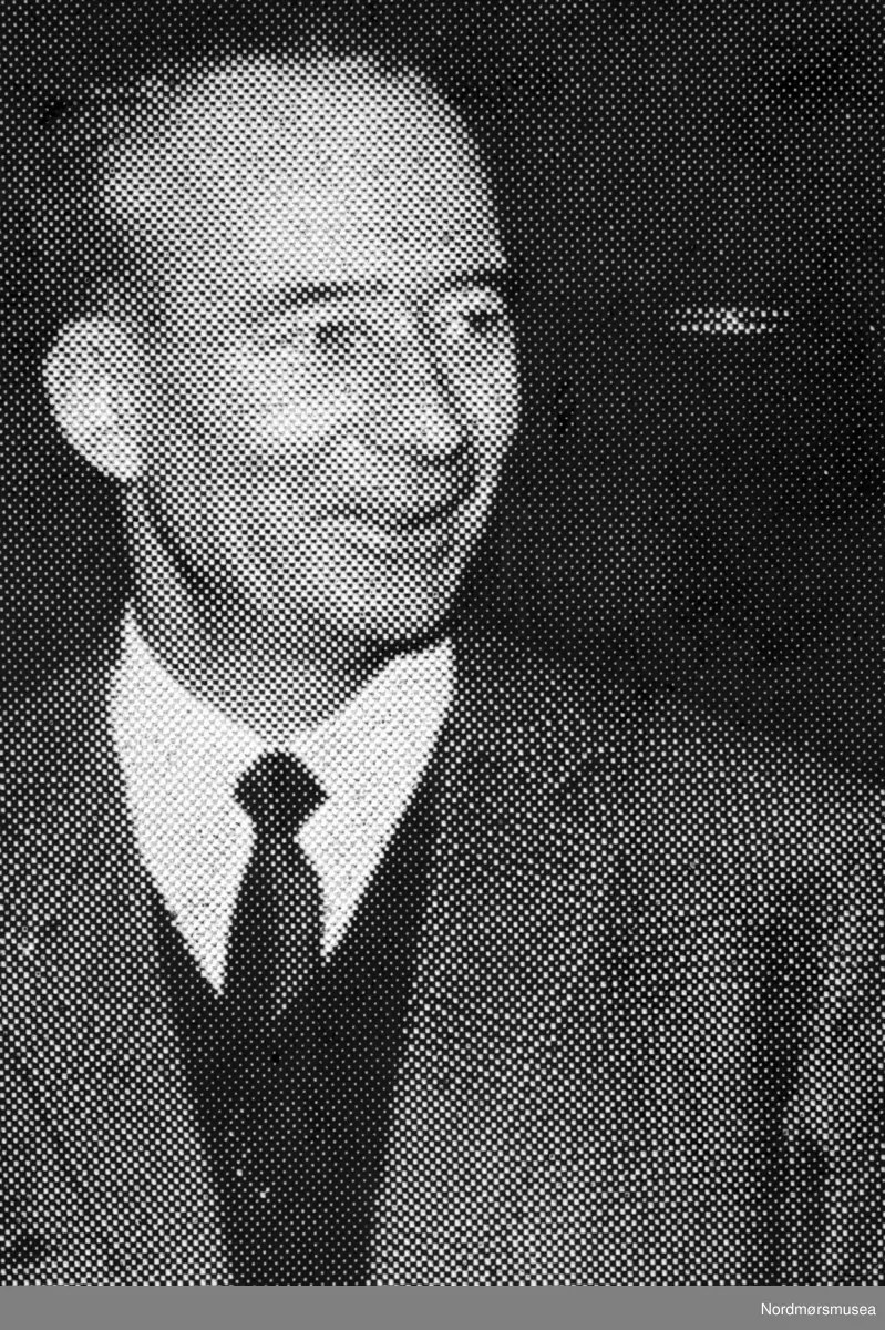 William Dall var skipsmegler og oljekonsulent. Han levde mellom 1913 og ...