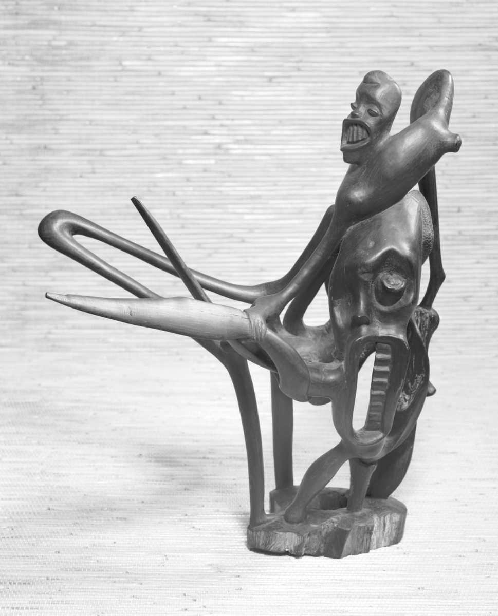 Etnografisk samling gjenstandsfoto - Universitetsmuseet i Bergen ...