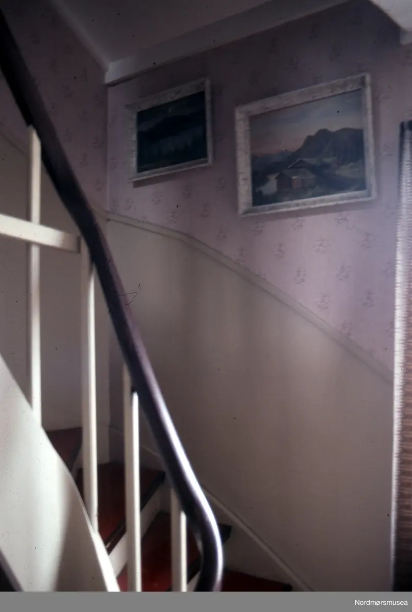 Bratt trapp, bolighus i Storgata, vestre del.Prosjektet Dokument 2000 - Kristiansund ved ...