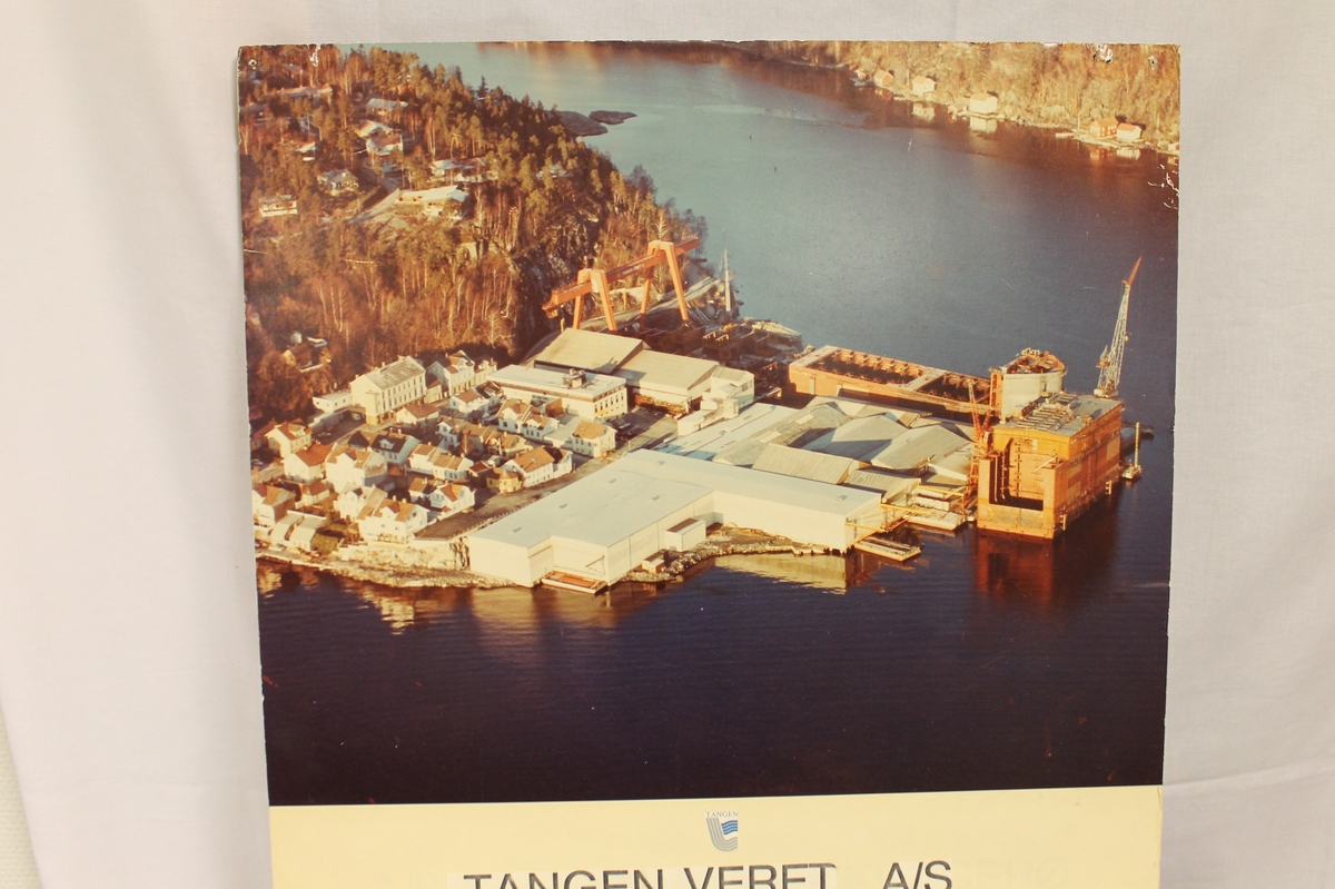Tangen Verft etter at utbygging på 70-tallet er forgått(?) og at TV ...