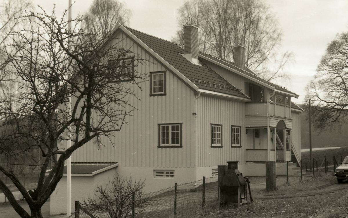 Tre bilde av Valen skule - Bø Museum / DigitaltMuseum