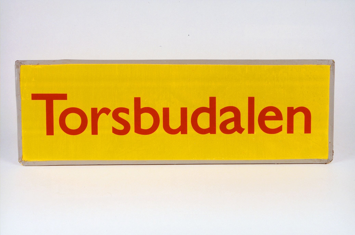 Postmuseet, gjenstander, skilt, stedskilt, stedsnavn, Torsbudalen ... Postmuseet, gjenstander, skilt, stedskilt, stedsnavn, Torsbudalen ...