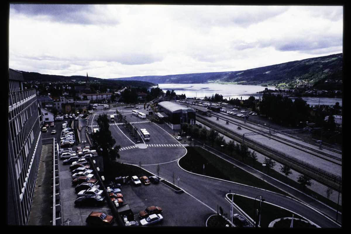 Lillehammer like etter OL 1994. Utsikt mot sør over søndre del av skyss ...