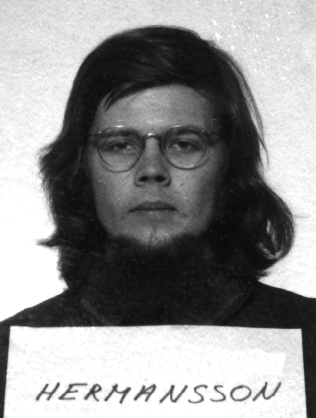 Ett ID-kort på Hermansson på 1970-talet - Garnisonsmuseet Skaraborg ...