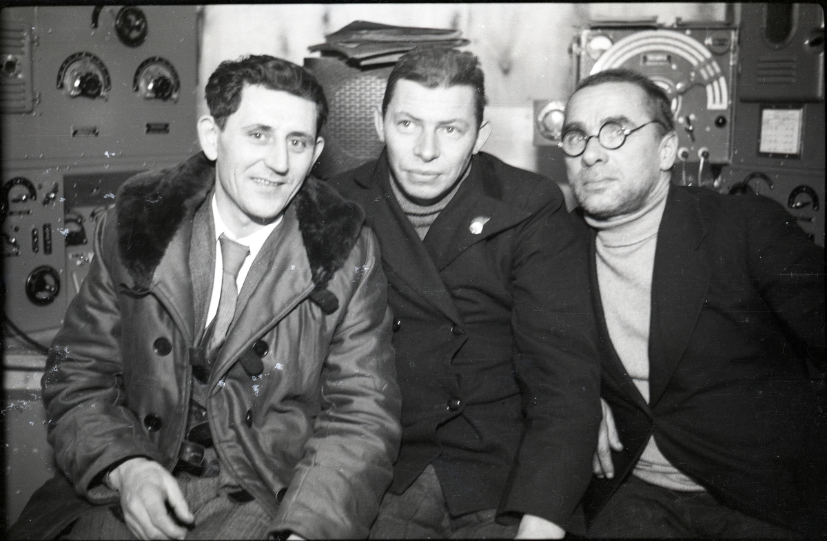 Bilde etter Abram I Gilbo, som var i Pyramiden i 1946-1948(oppbygging ...