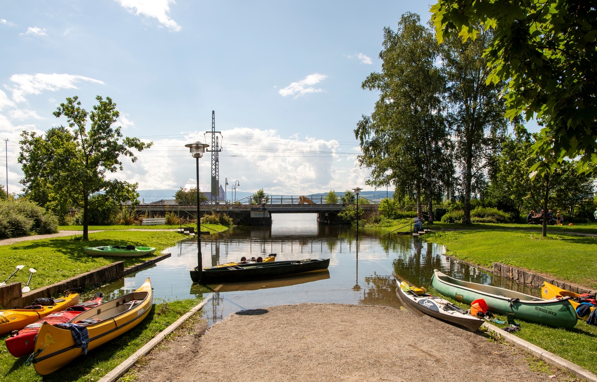 Flom i Mjøsa sommeren 2023. Mjøsflom. Flom 2023. Hamar sentrum ...