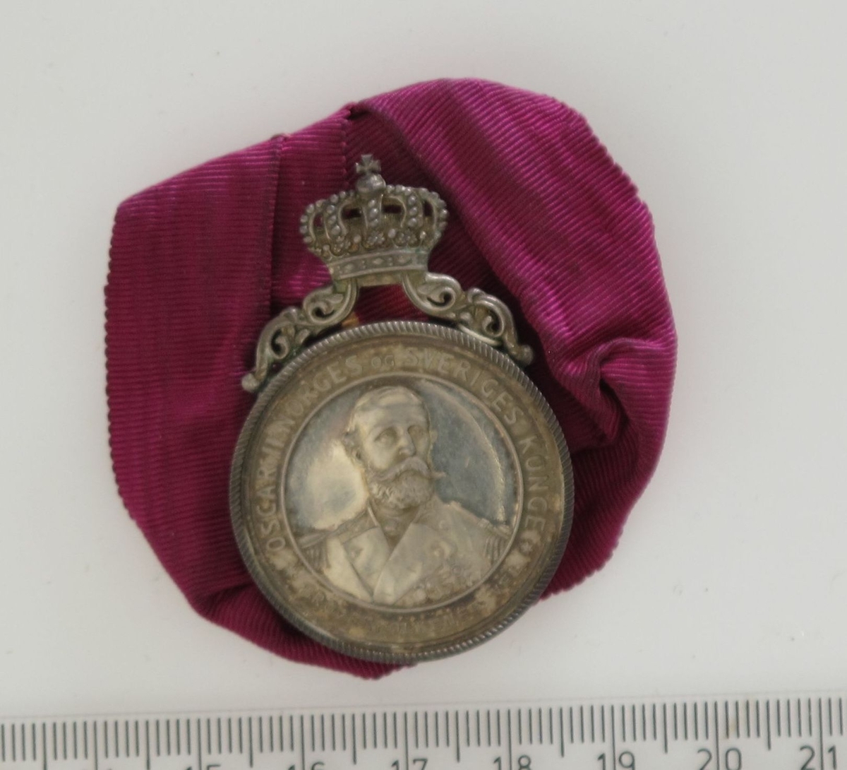 Medalje - Aust-Agder museum og arkiv – KUBEN / DigitaltMuseum