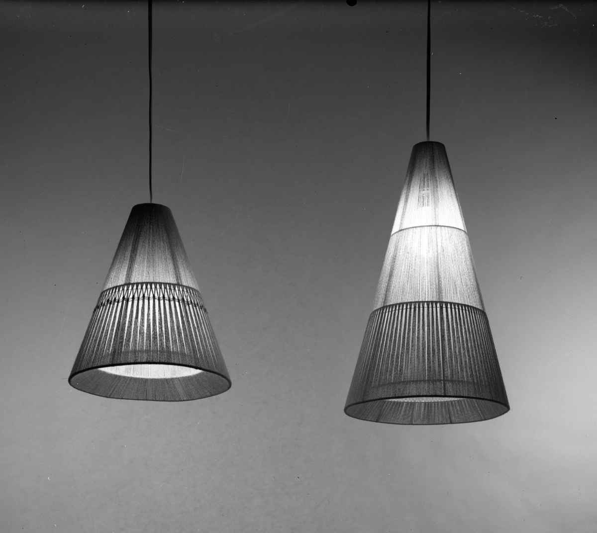 Två lampor - Västergötlands museum / DigitaltMuseum