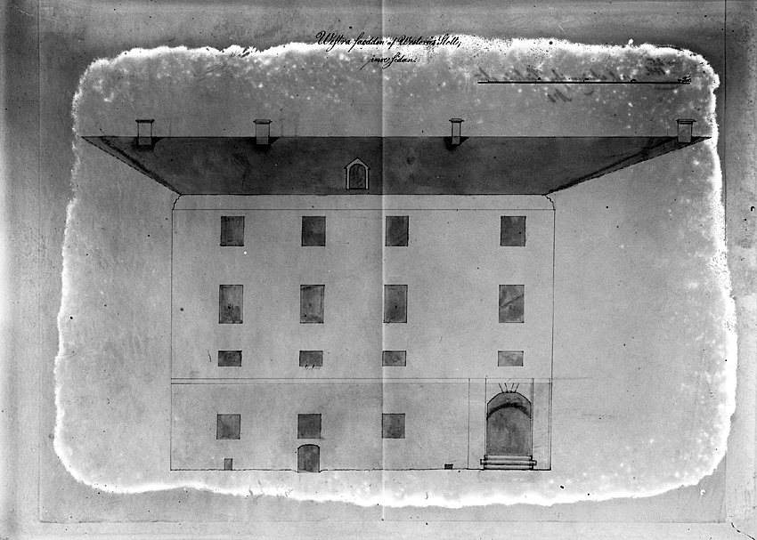 Västerås slott. Ritning, västra längans borggårdsfasad före 1920 ...
