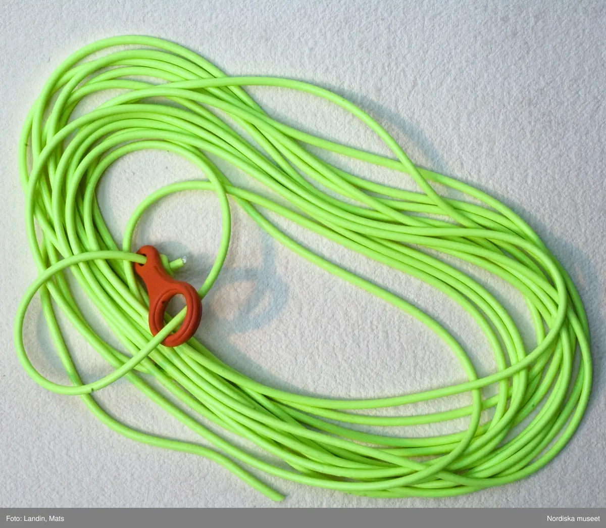 Samiskt lasso för renskiljning tillverkat i ett plast material ...