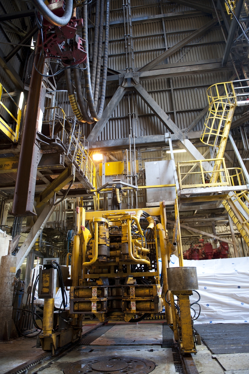 Dette er en iron rouchneck av typen MPT-200 HydraTong, produsert av ...