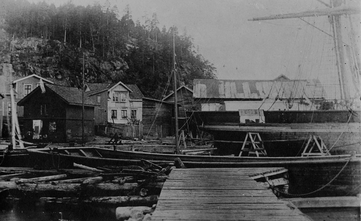 Postkort fra Kragerø. Tangen før 1886? - Telemark Museum / DigitaltMuseum