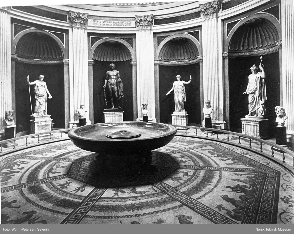 Skulpturer i Roma - Norsk Teknisk Museum / DigitaltMuseum
