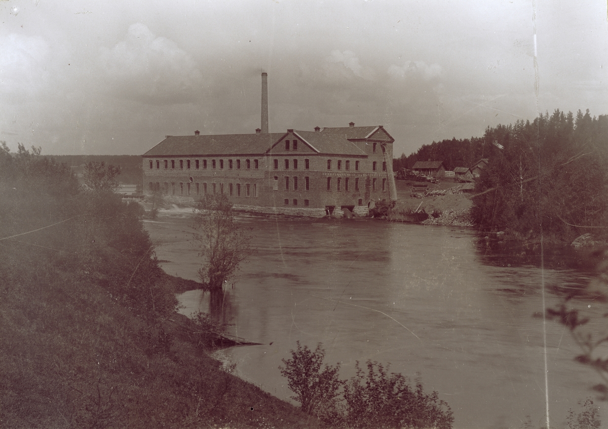 Åmotfors Pappersbruk i Värmland. - Tekniska museet / DigitaltMuseum