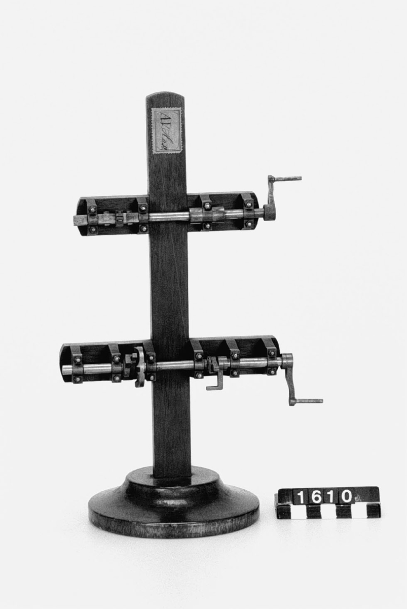 Kopplingar för axlar i samma, modell - Tekniska museet / DigitaltMuseum