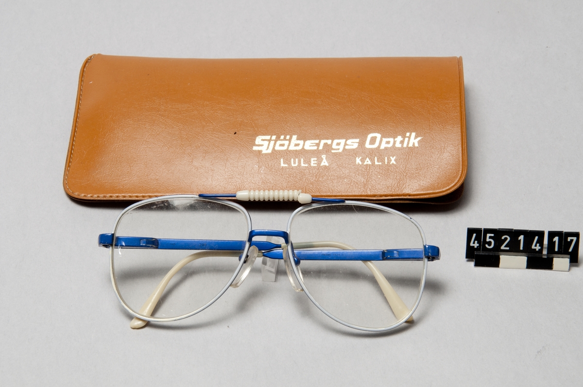 Glasögon - Tekniska museet / DigitaltMuseum