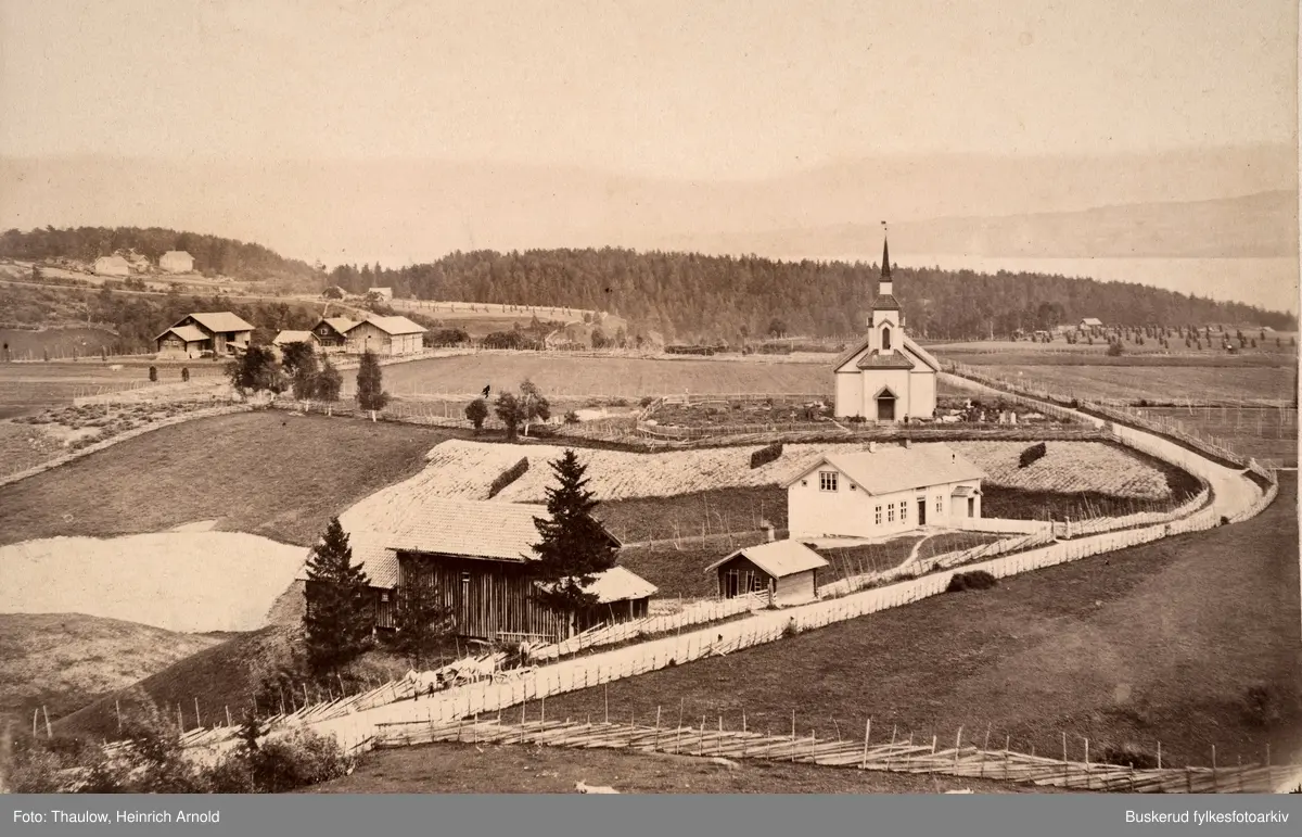 Tyristrand Tyristrand kirke ca 1870. I 1841 foreslo lokalbefolkningen å ...