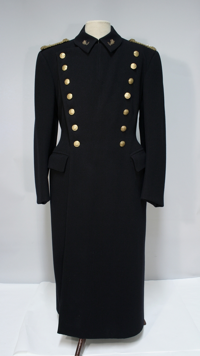 Politiuniform M/1935 - Justismuseet / DigitaltMuseum