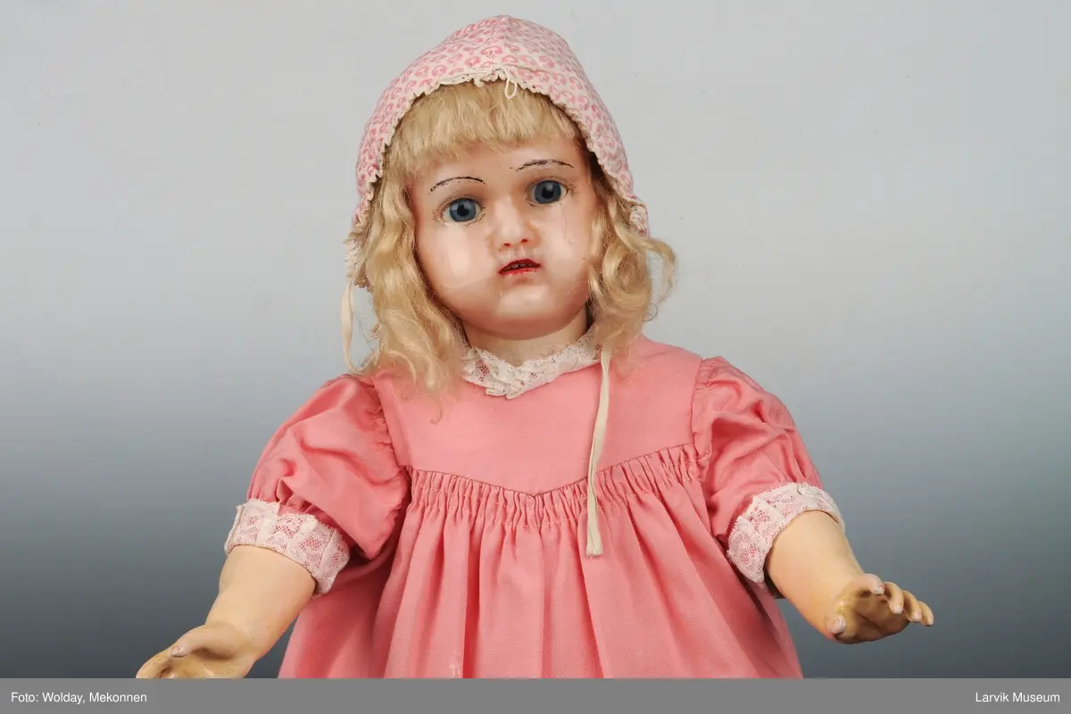 Dukke - Larvik Museum / DigitaltMuseum