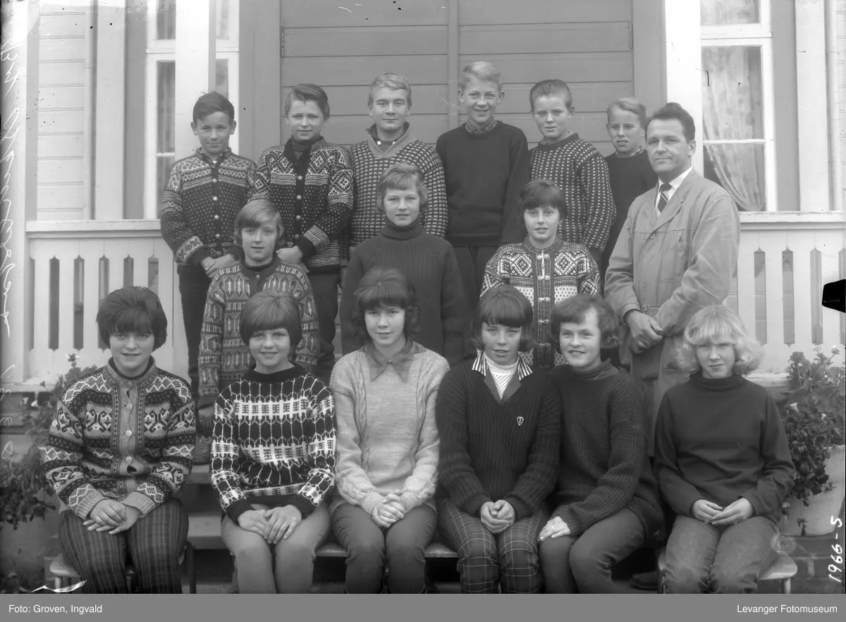 Skolebilde Fra Folkeskole Stiklestad Skole Levanger Fotomuseum