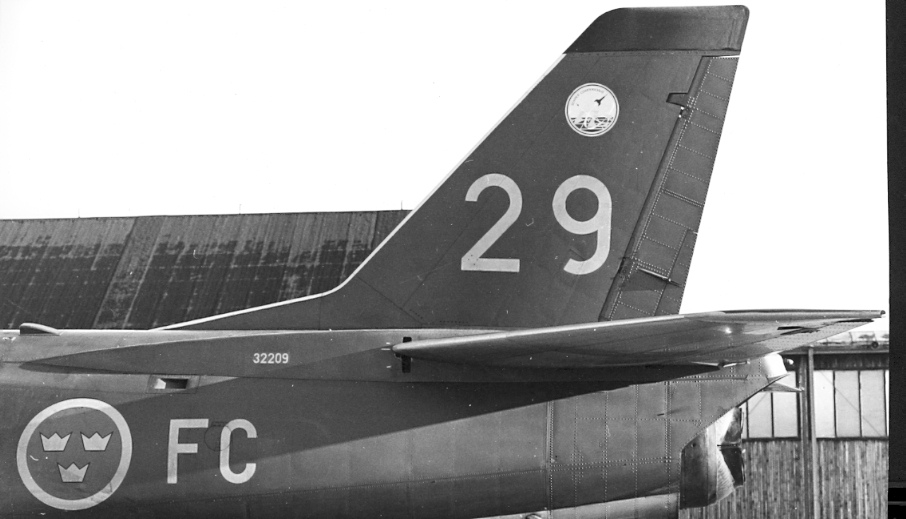 Detalj av flygplan A32 "Lansen". Albumet är en del av en donation från ...