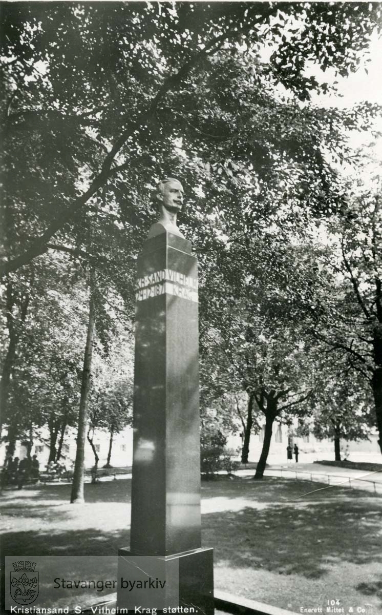 Byste av S. Vilhelm Krag i Kristiansand - Stavanger byarkiv ...