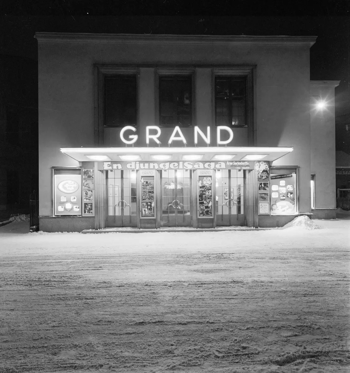 Biografen Grand, Uppsala 1958 - Upplandsmuseet / DigitaltMuseum