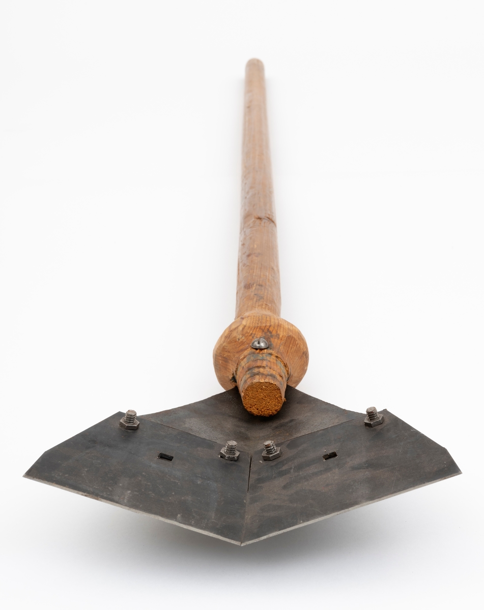 Barkespade - Anno Norsk skogmuseum / DigitaltMuseum