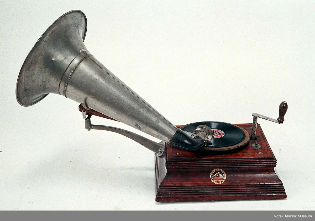 Grammofon - Norsk Teknisk Museum / DigitaltMuseum