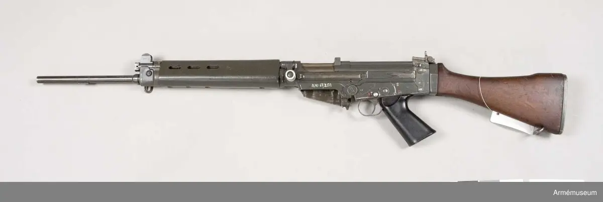 Automatkarbin fm/1962 - Armémuseum / DigitaltMuseum