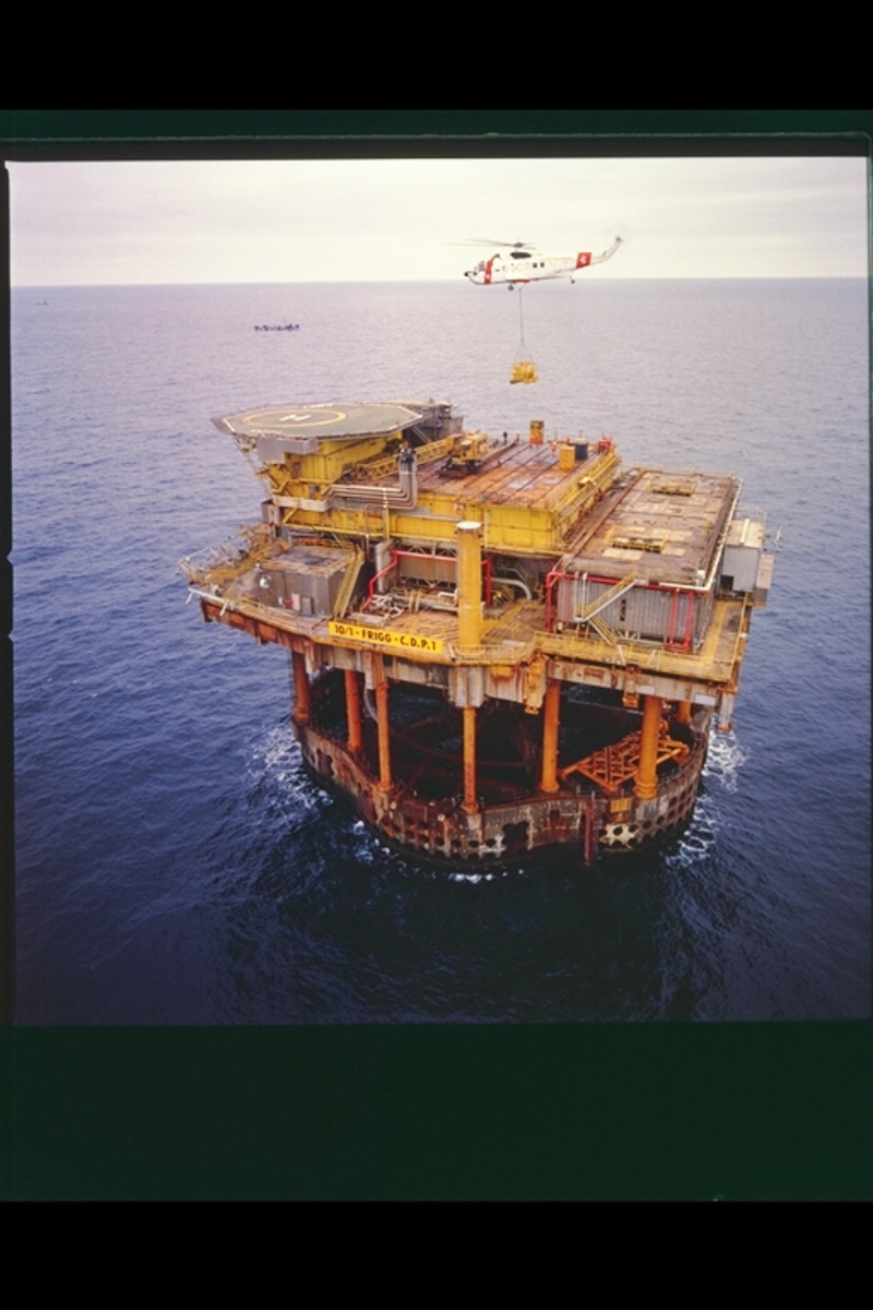 Frigg - CDP1 - Boreplattform - Concrete Drilling Platform (CDP1 ...