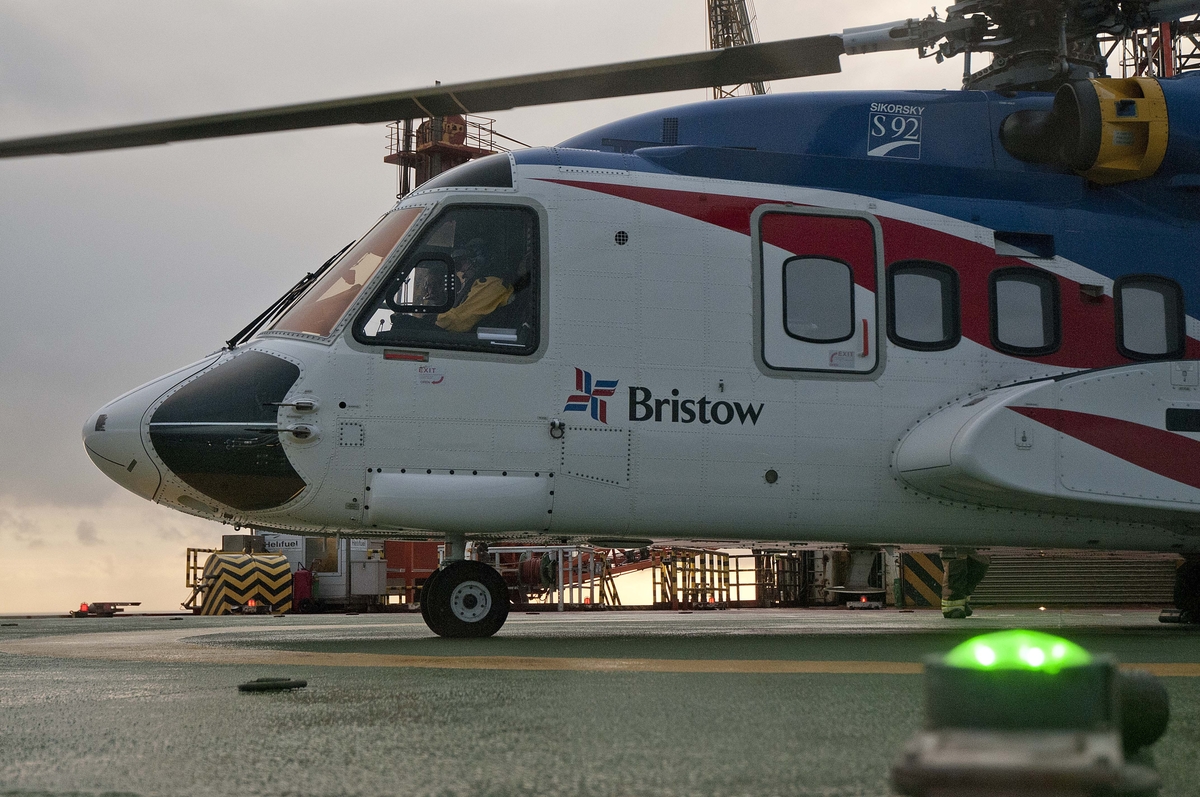 Helikopter av typen Sikorsky S-92 fra Bristow Helicopters er klar for ...
