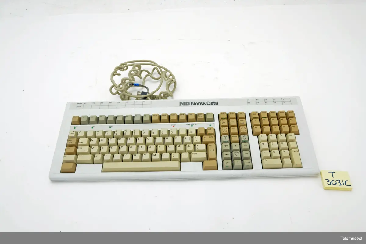 Datautstyr - Norsk Teknisk Museum / DigitaltMuseum