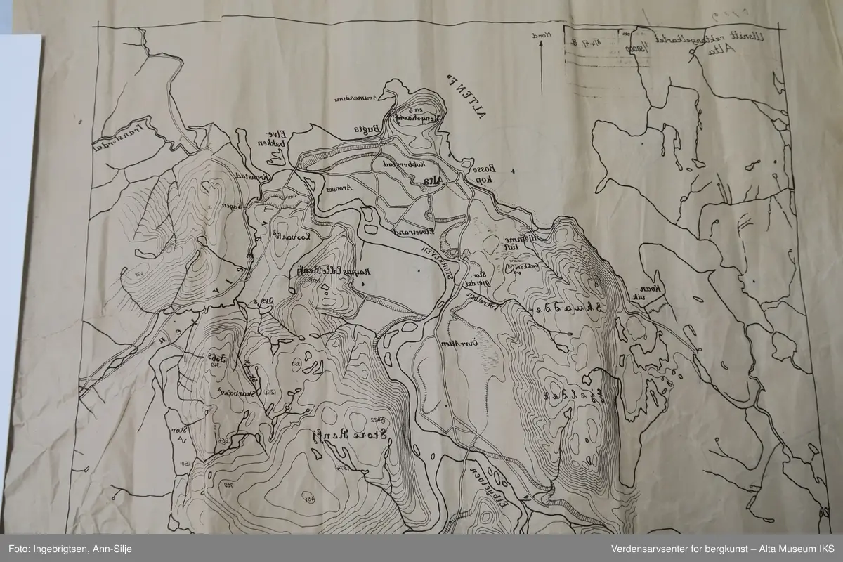 Kart - Verdensarvsenter for bergkunst – Alta Museum IKS / DigitaltMuseum