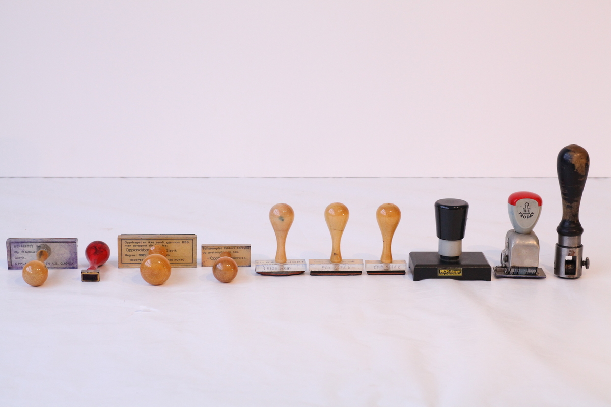 stempler - Mjøsmuseet / DigitaltMuseum