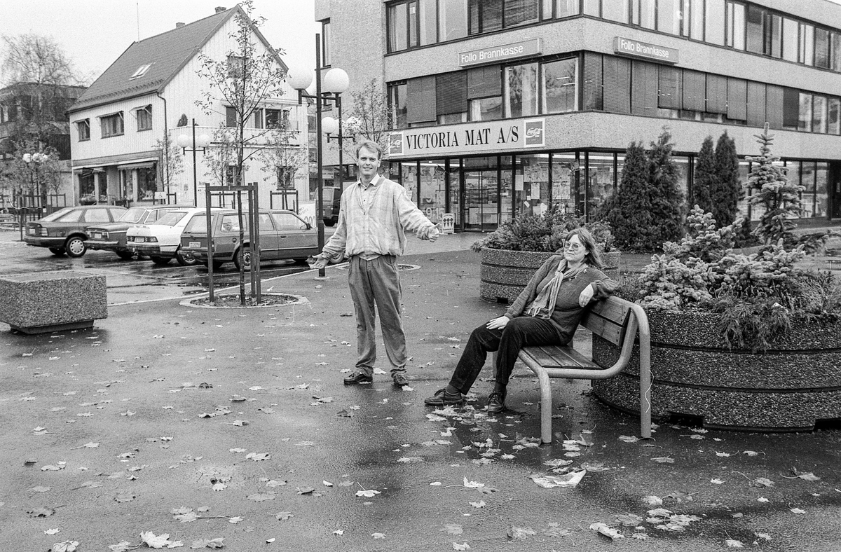 Ås sentrum, Magnhild Reisæter og Greger Hansen, formann i Ås ...