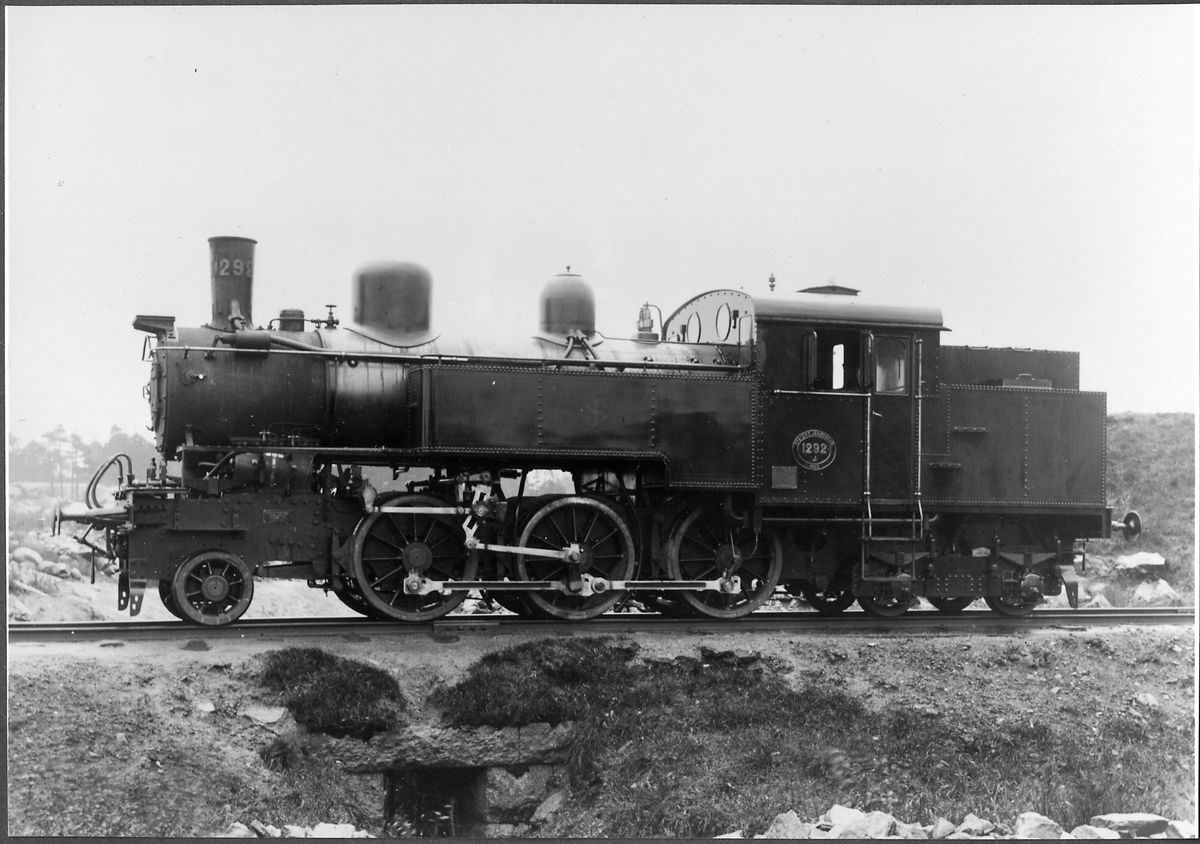 Statens Järnvägar, SJ J 1292. - Järnvägsmuseet / DigitaltMuseum