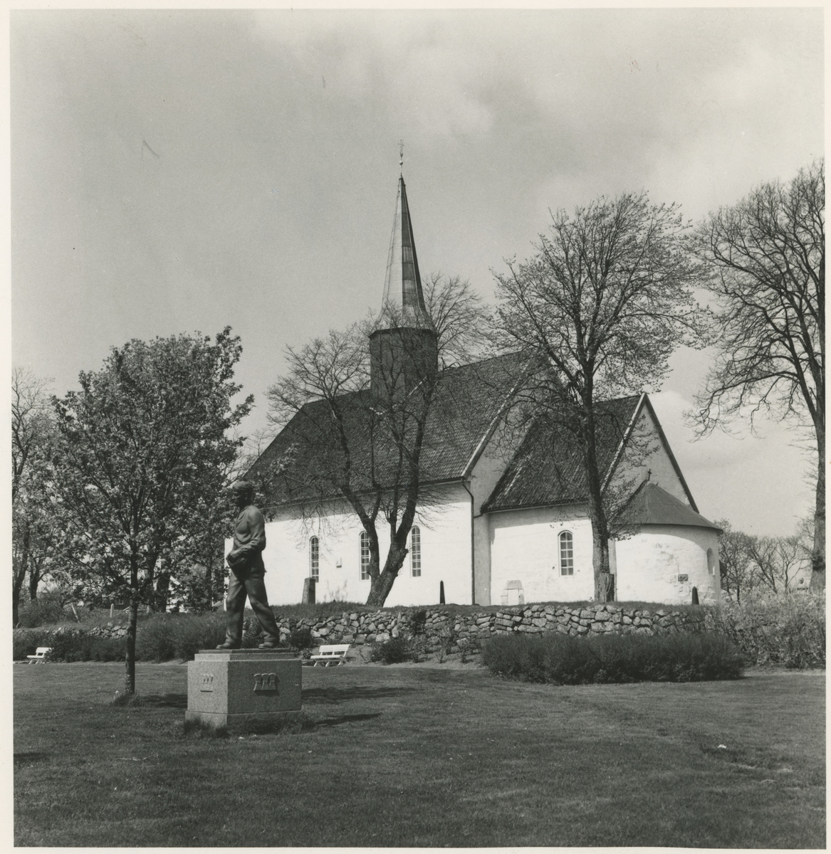 Rygge (kirkebygg, 5 bilder) - Mossebibliotekene / DigitaltMuseum