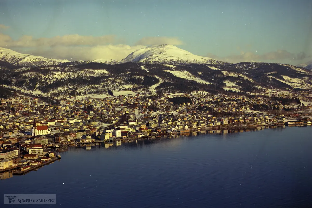 Molde sentrum. - Romsdalsmuseet / DigitaltMuseum