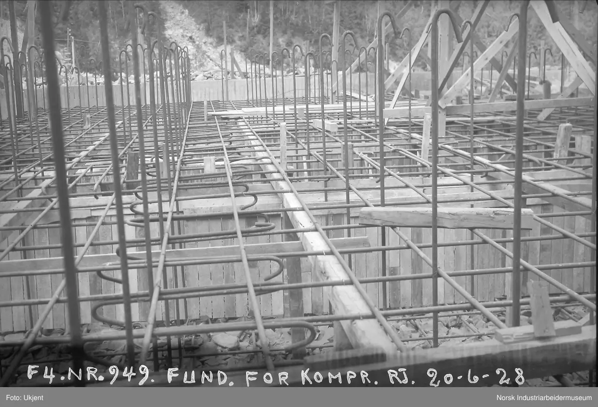 Armering av kompr. fundament. - Norsk Industriarbeidermuseum ...