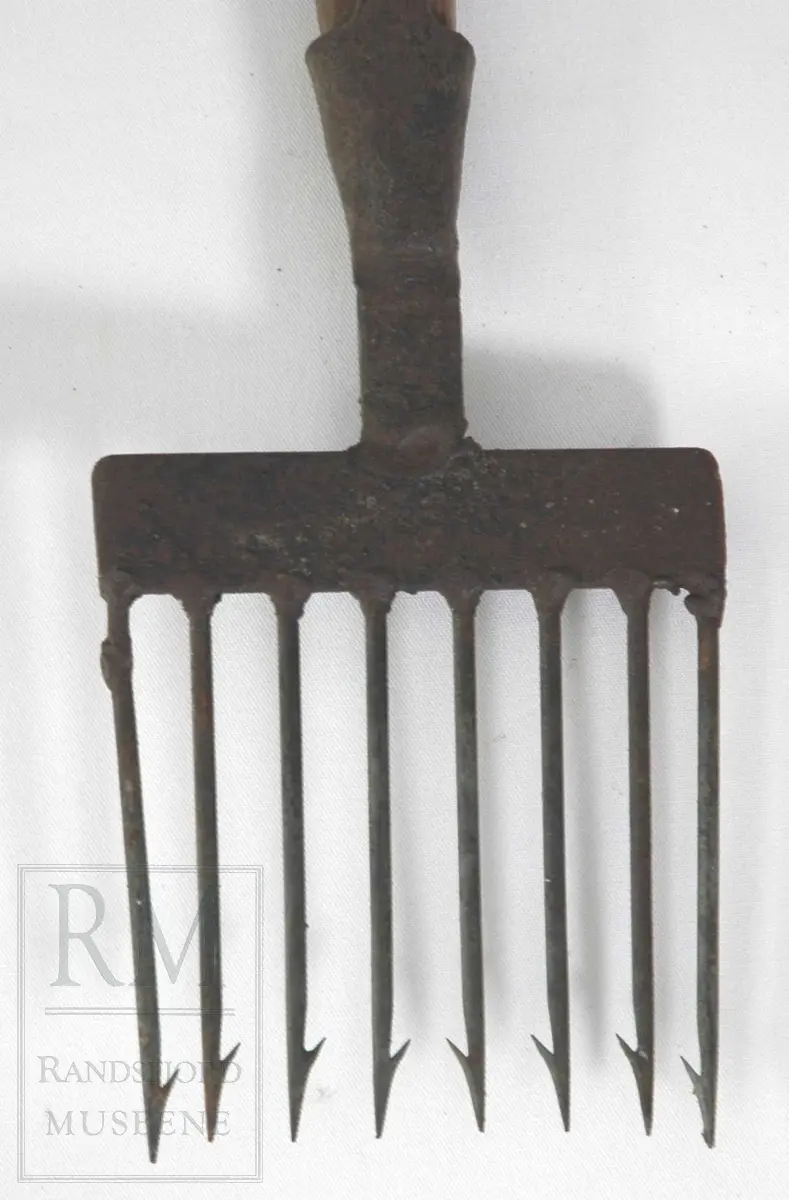 Lyster - Hadeland Folkemuseum / DigitaltMuseum