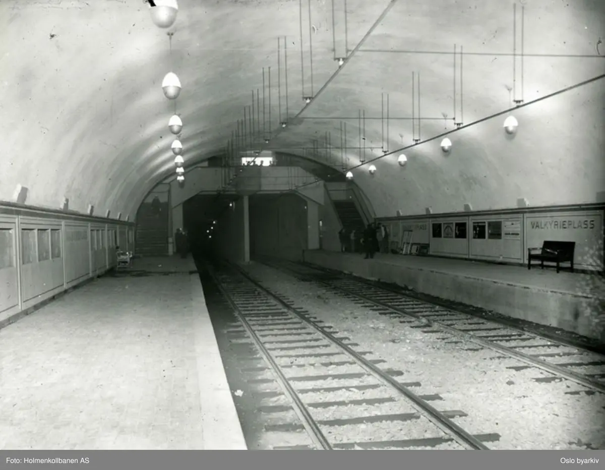 Valkyries plass stasjon, bygget etter at tunnelen raste sammen rett før ...